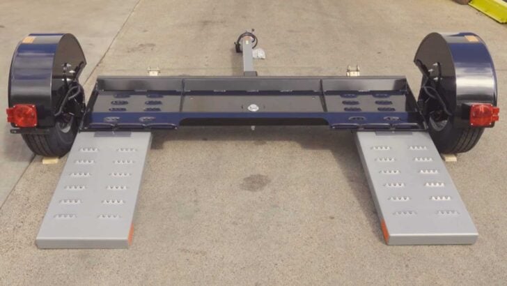 How to Choose and Use an RV Tow Dolly - TheRVgeeks.com