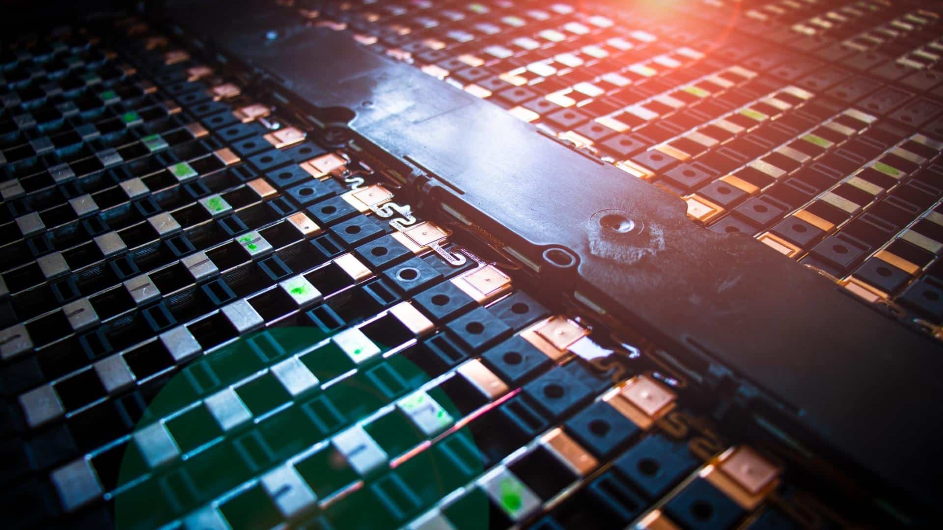 What Is the Function of a Battery Management System? - The RVgeeks