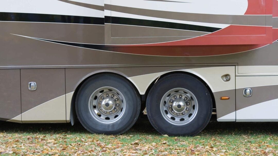 What Is a Tag Axle RV? - TheRVgeeks.com