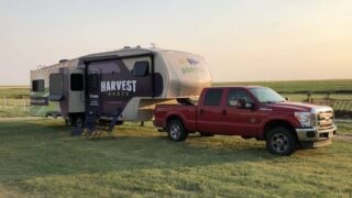 RV Wraps: Better Than Repainting Your RV? - TheRVgeeks