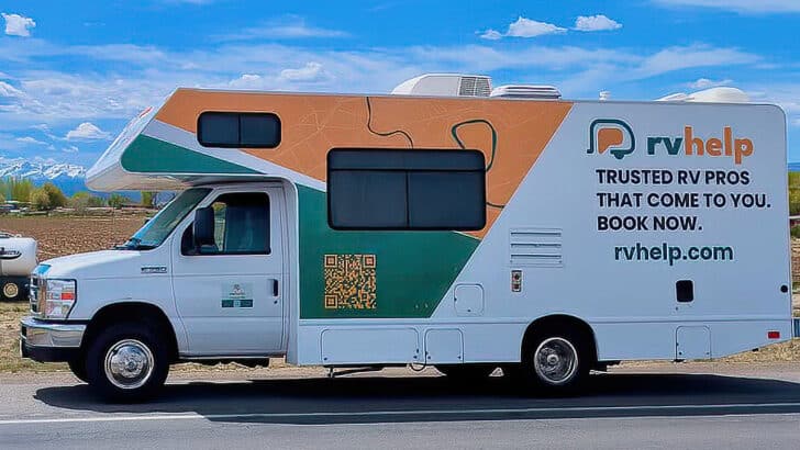 RV Wraps: Better Than Repainting Your RV? - TheRVgeeks