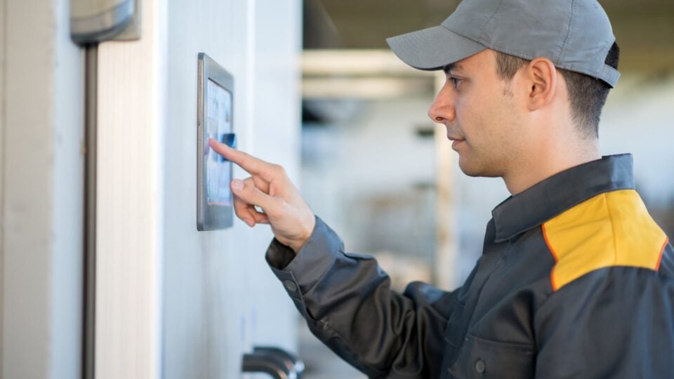 What Is A Multiplex Wiring System for an RV?