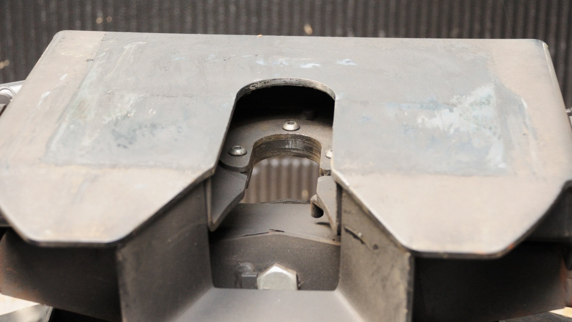 What Is a Fifth Wheel and Why Are They So Popular?