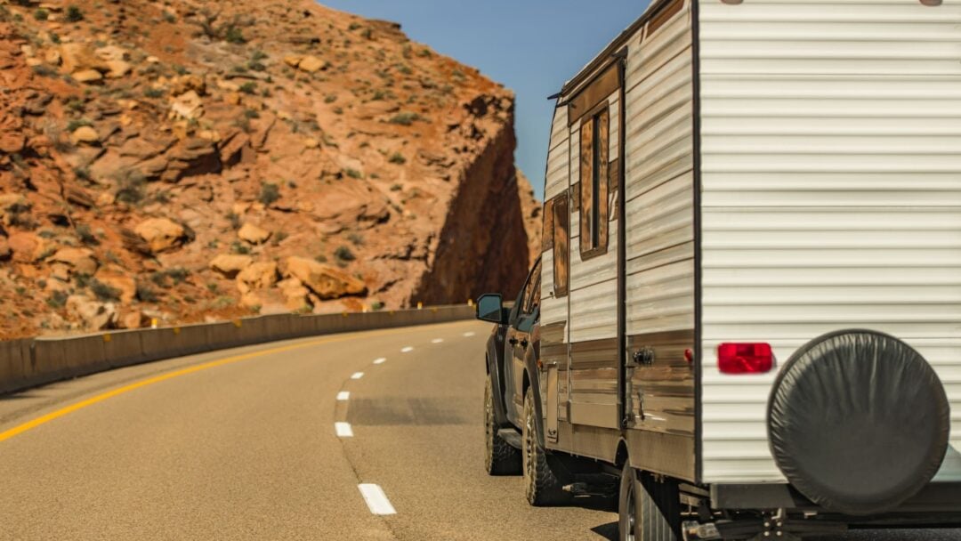 What Is A Weight Distribution Hitch & Does My Trailer Need One?