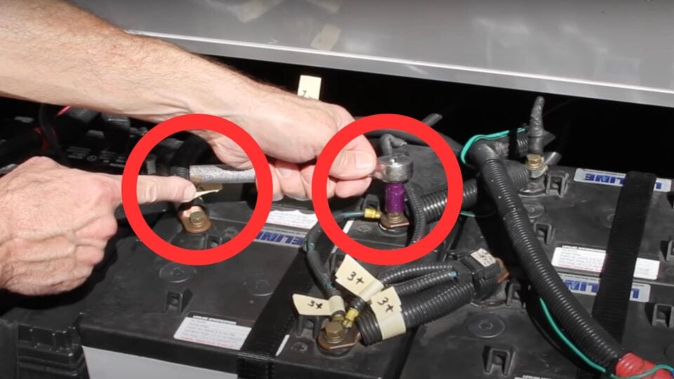 How to Replace an RV Battery That Doesn’t Hold a Charge