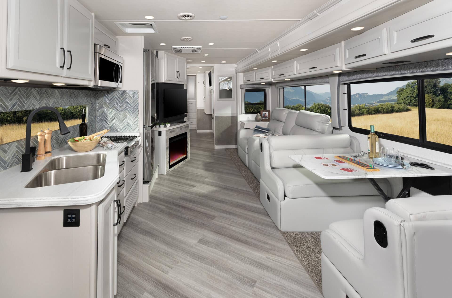 Holiday Rambler: Quality RV Manufacturer Since 1953