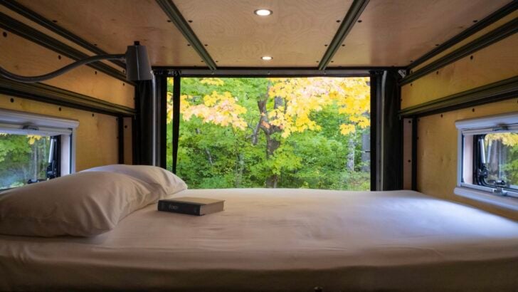 The Grounded Electric Modular RV With 270+ Mile Range!