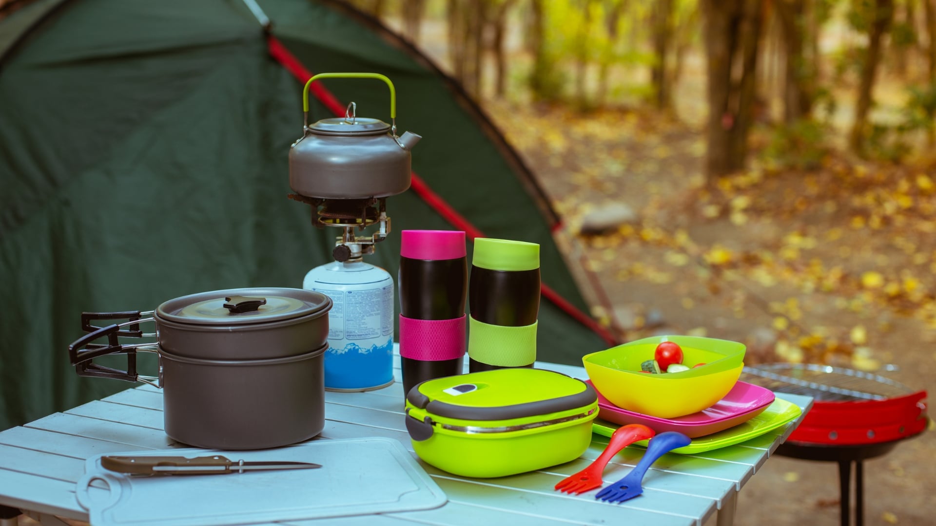 7 Best Camper Cooking Sets & RV Cookware to Eat Well
