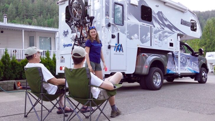 15 Ways to Be a Lousy RV Neighbor. AVOID These Behaviors!