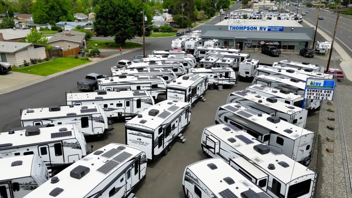 43’ MOHO to 19’ Trailer — Why We Downsized + FULL TOUR!